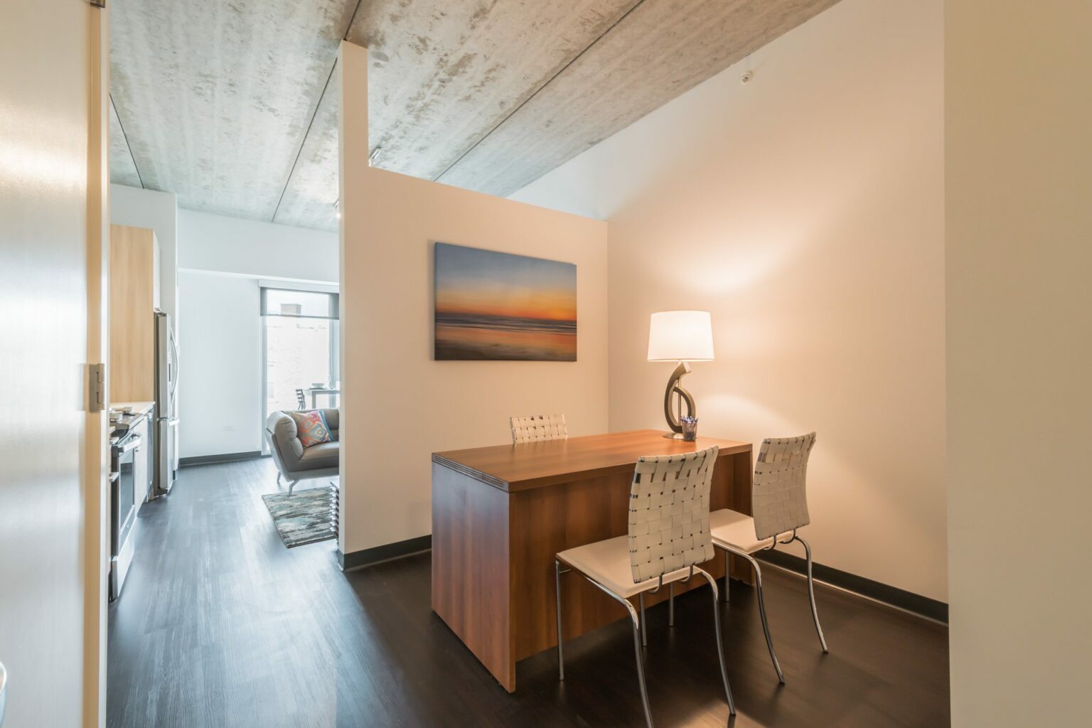 What Is a Den in an Apartment — and What Are Its Benefits? - Luxury ...