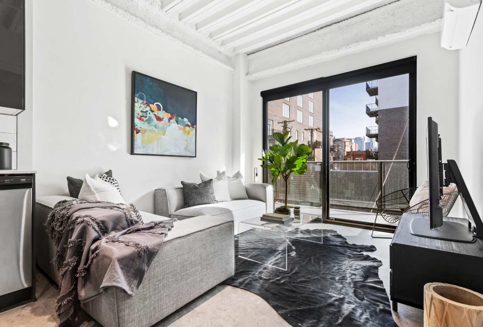 The Jax in West Loop - Luxury Apartments Chicago | Luxury Living